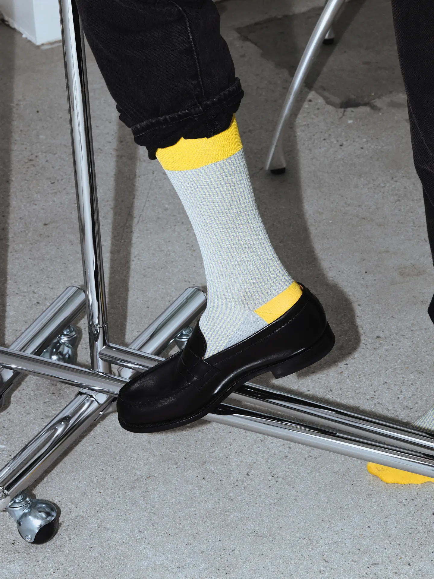 【Tabio MEN】JQ千鳥柄レギュラーソックス ( 062142088 ) | 靴下屋公式通販 Tabio オンラインストア