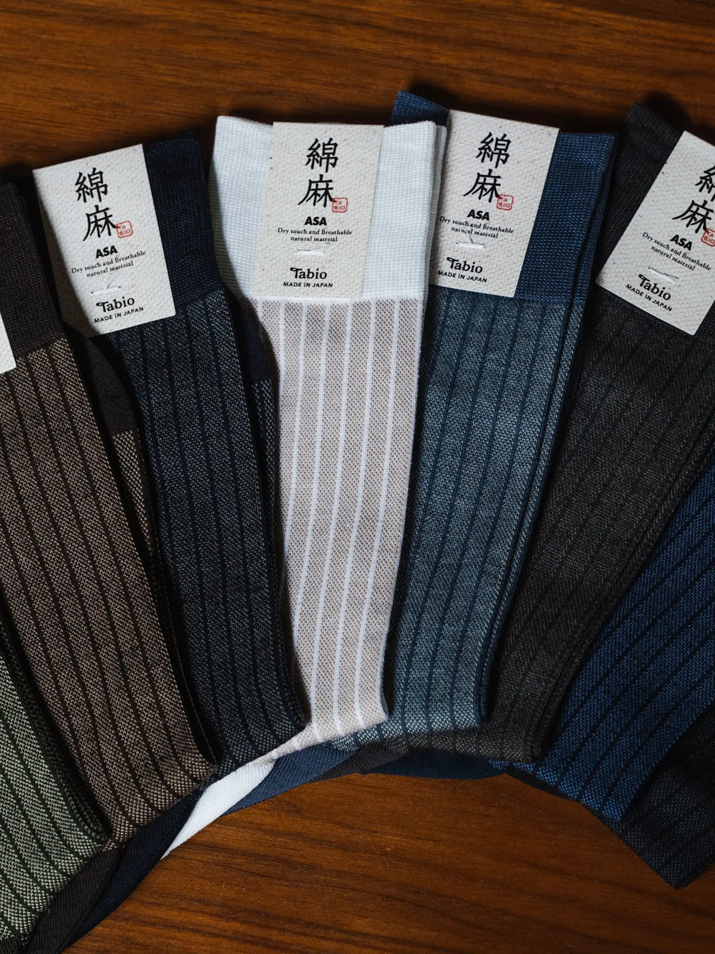 【Tabio MEN】綿麻JQストライプレギュラーソックス ( 062142248 ) | 靴下屋公式通販 Tabio オンラインストア