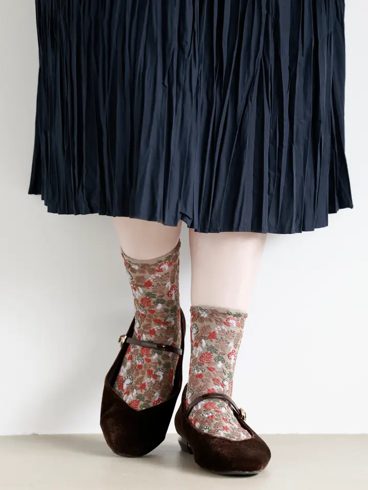 秋の実りフロートショートソックス ( 011133071 ) | 靴下屋公式通販 Tabio オンラインストア