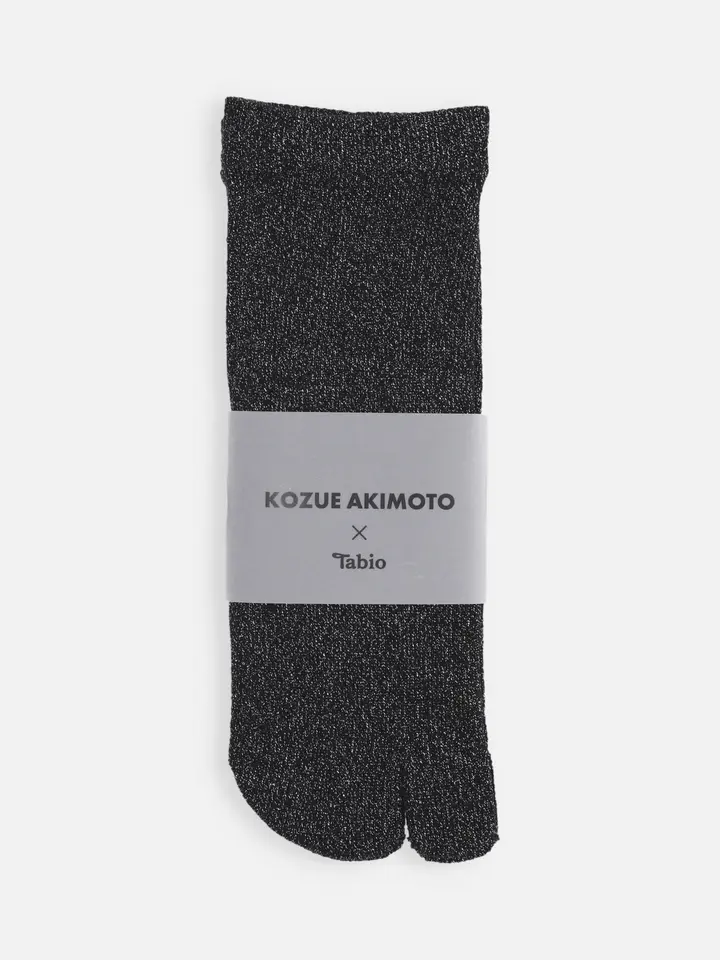 KOZUE AKIMOTO × Tabio タビラメソックス ( 021140819 ) | 靴下屋公式通販 Tabio オンラインストア