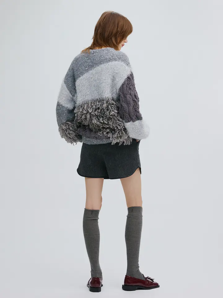 【Ameri×Tabio】BACK EMBROIDERY LOOSE SOCKS ( 021180045 ) | 靴下屋公式通販 Tabio オンラインストア