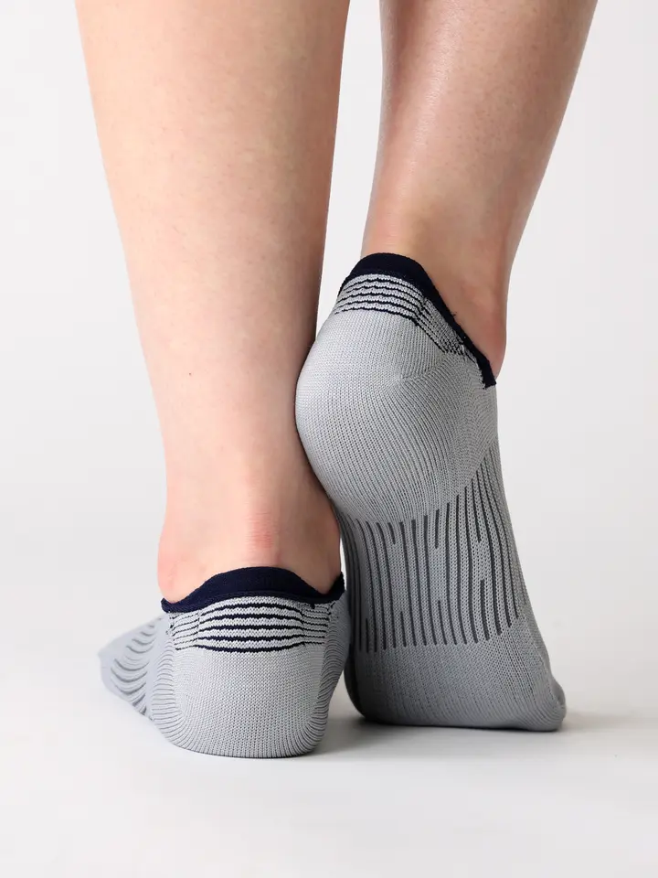 【Tabio MEN】フットパフォーマー足袋ソックス ( 062110186 ) | 靴下屋公式通販 Tabio オンラインストア