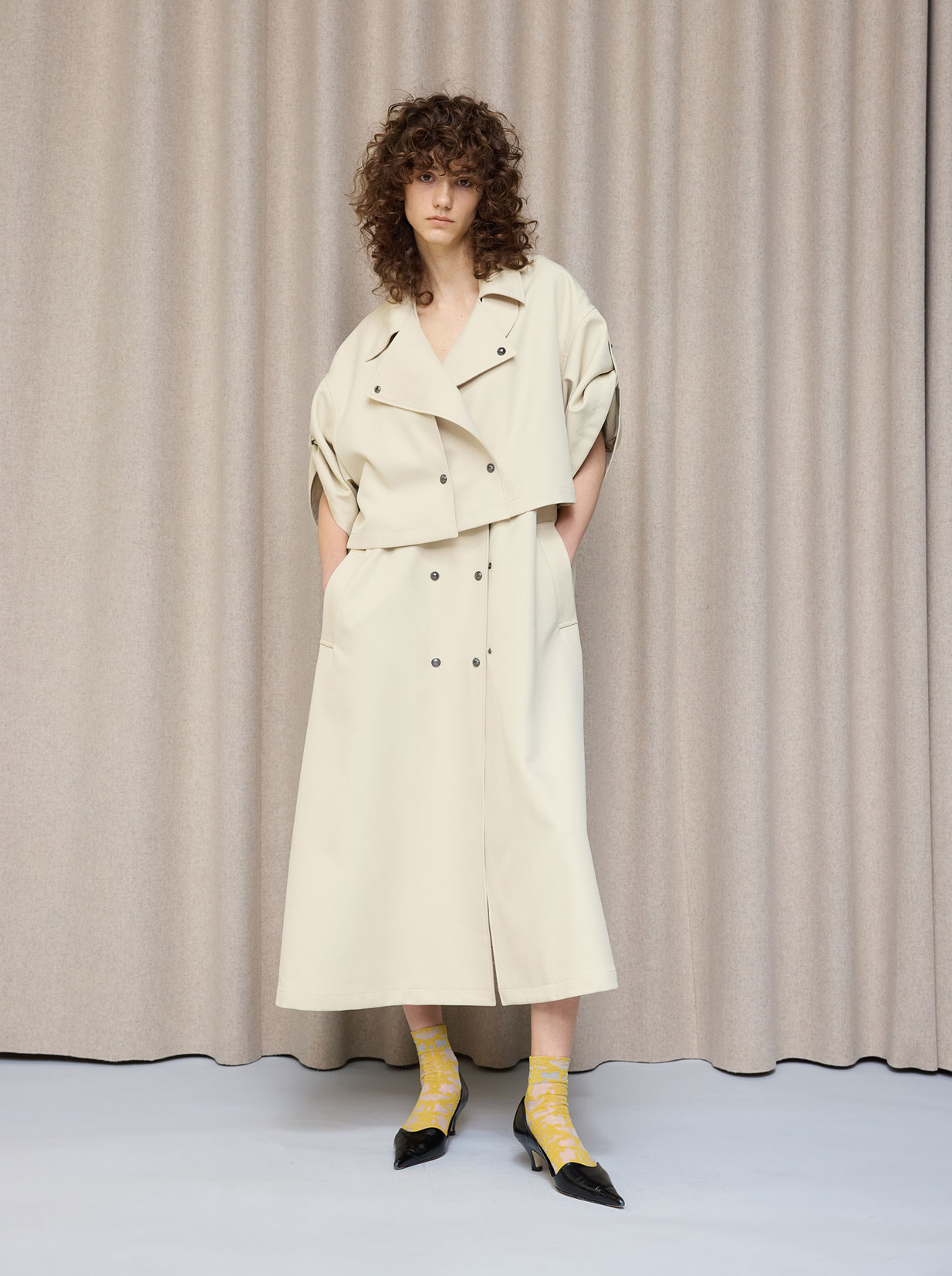 【Ameri×Tabio】SHEER DAMASK SOCKS ( 021132481 ) | 靴下屋公式通販 Tabio オンラインストア